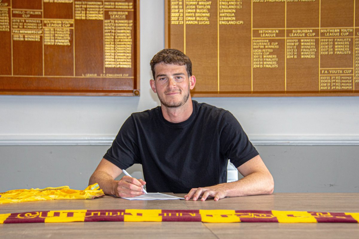 Official: Tizzard Touches Down in Sutton - Sutton United Football Club